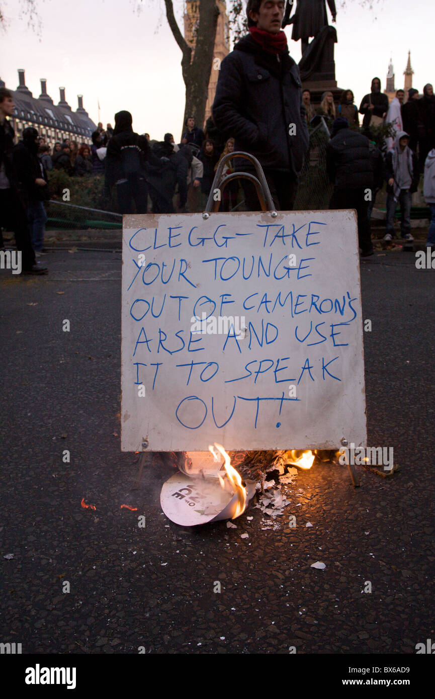 Students protesting against rise to tuition fees in central London ...