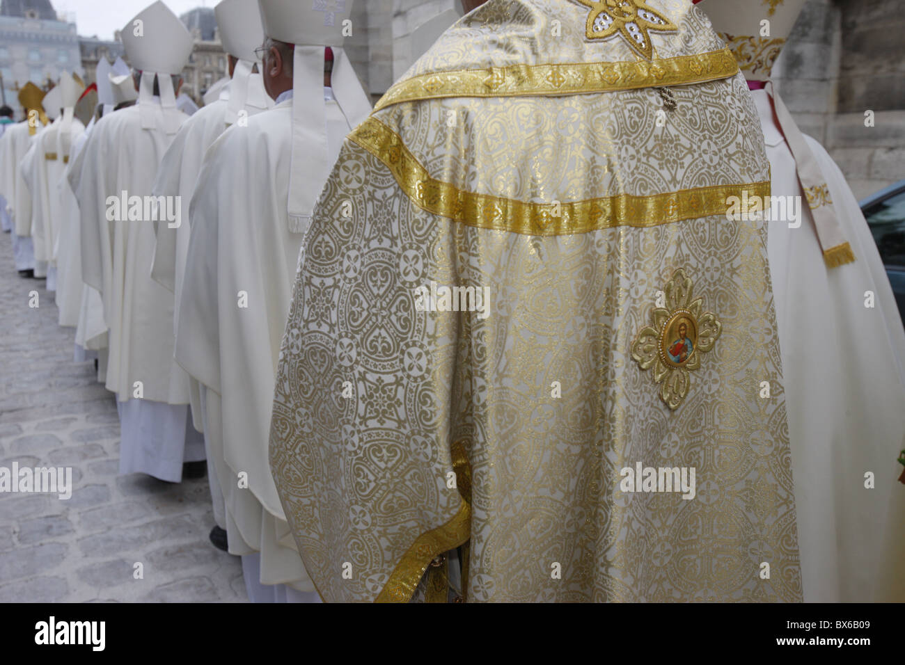 Procession paris hi-res stock photography and images - Alamy