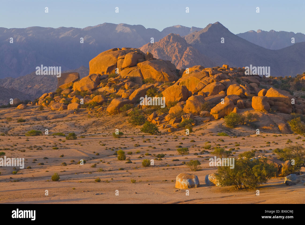 North africa landscape hi-res stock photography and images - Alamy