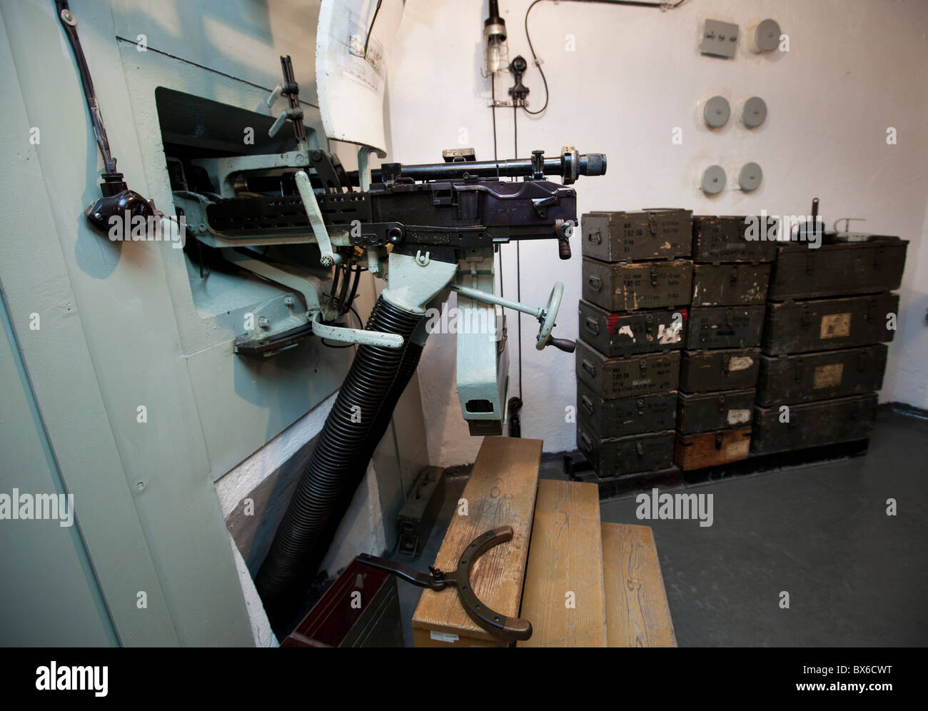 Heavy Machine Gun High Resolution Stock Photography and Images - Alamy