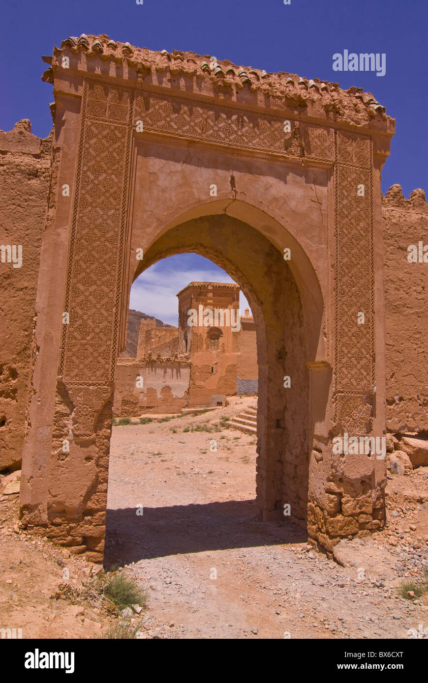 Archway africa hi-res stock photography and images - Alamy