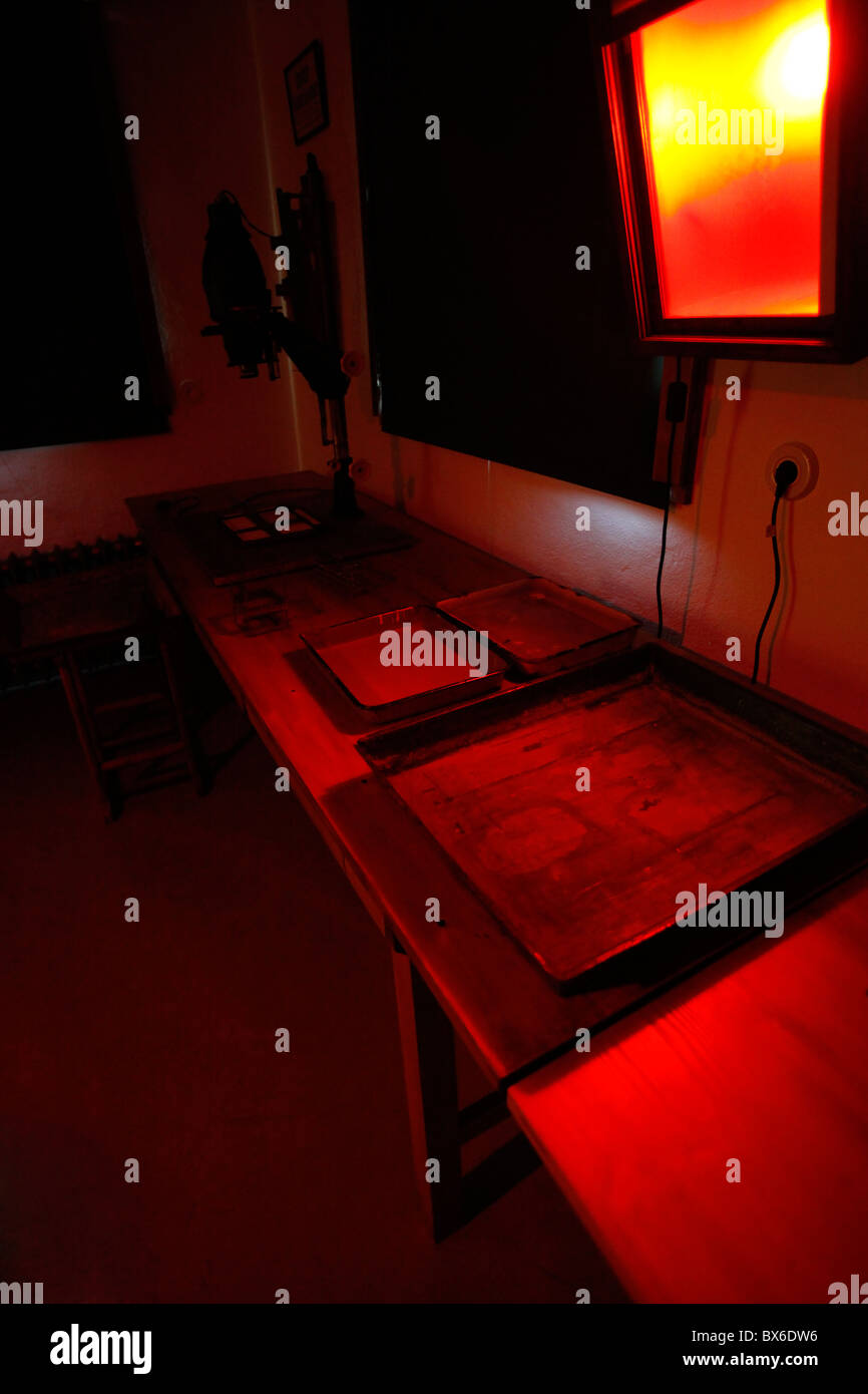 Dark chamber hi-res stock photography and images - Alamy
