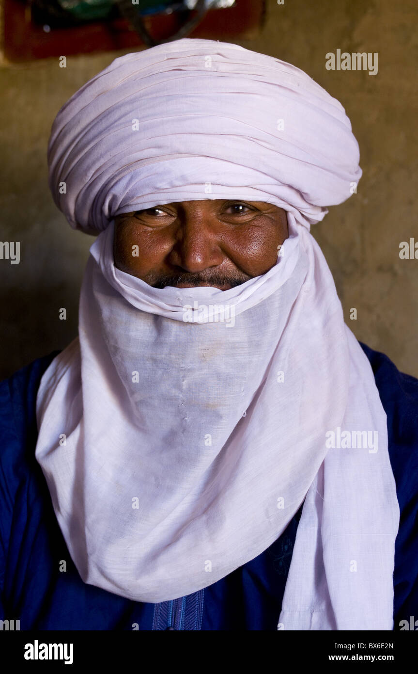 Tuareg ethnicity hi-res stock photography and images - Alamy