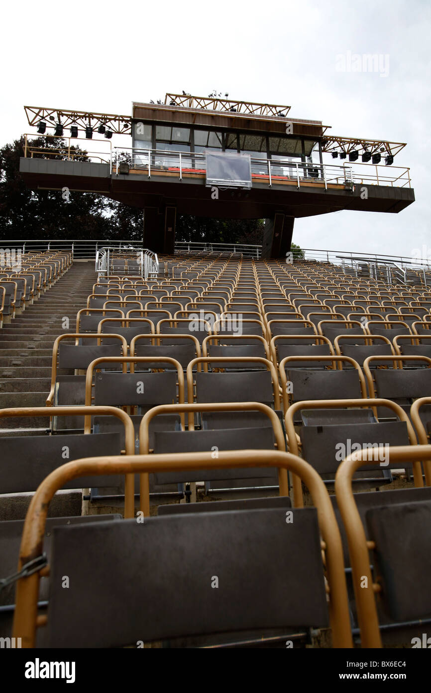 city, town, center, old, historic, buildings, castle, garden, revolving ...