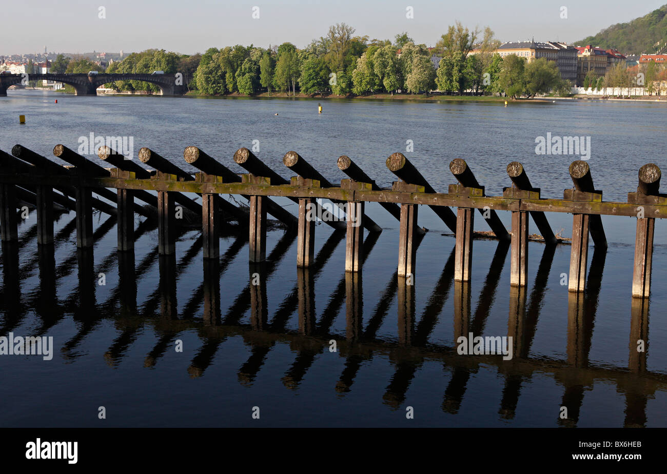 Wooden ice breakers hi-res stock photography and images - Alamy