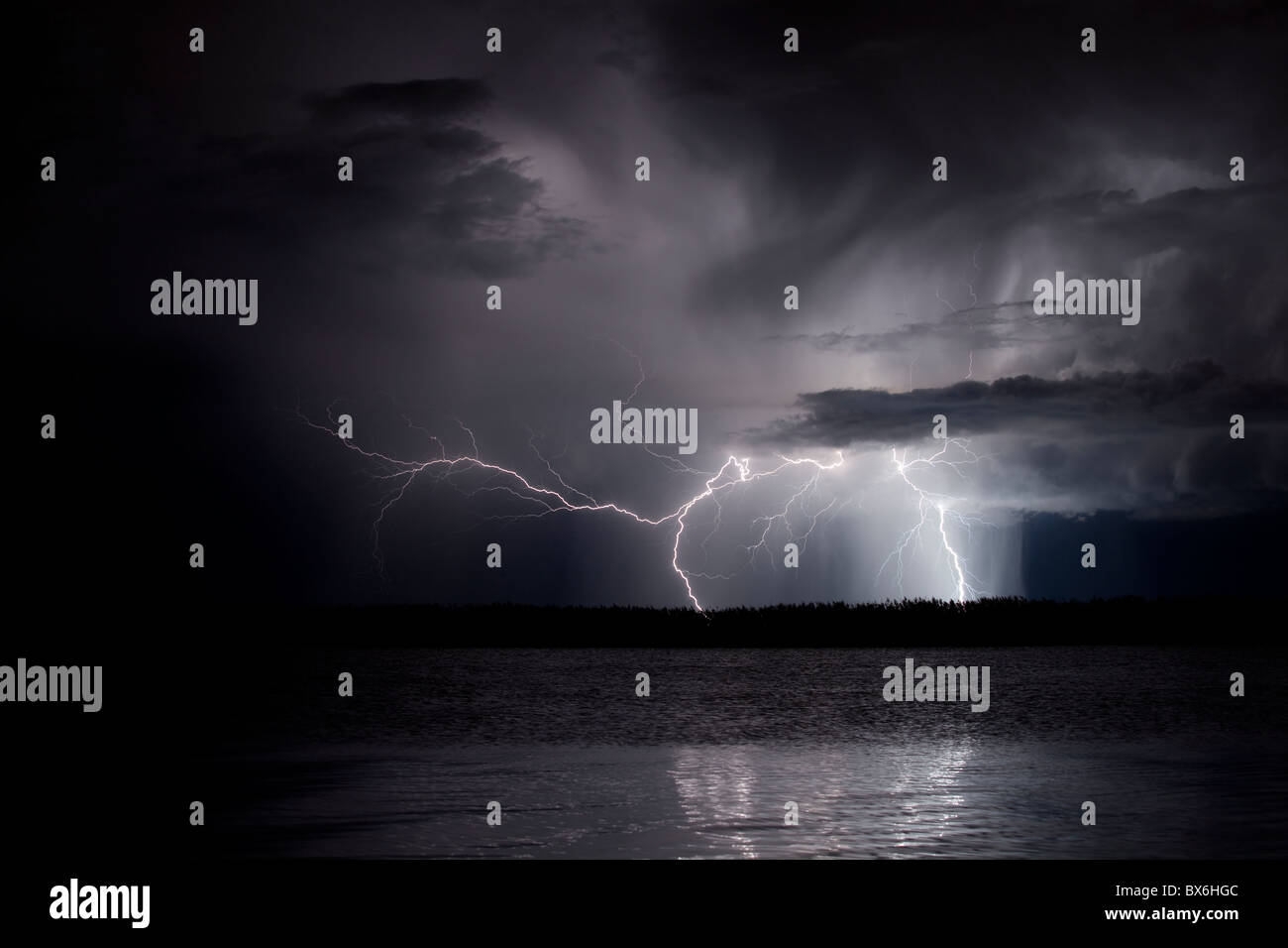 Lightning storm hi-res stock photography and images - Alamy