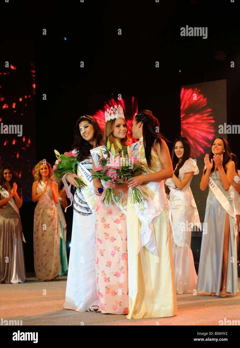 Miss princess world beauty contest hi-res stock photography and images ...