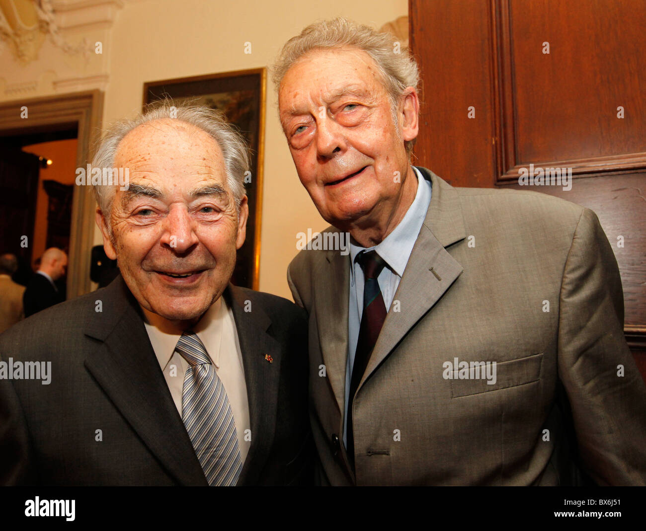 Former political prisoner and prisoner of nazi concentration camp ...