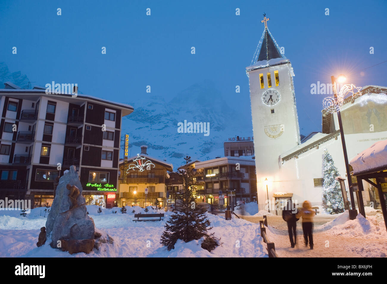Village church and Monte Cervino (The Matterhorn), Cervinia, Valle d ...
