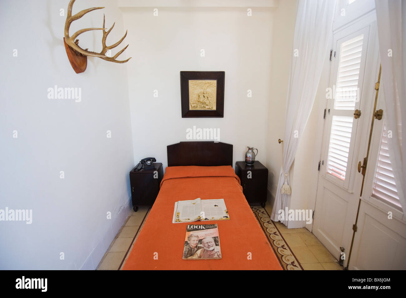 Ernest Hemingway's room, Hotel Ambos Mundos, Habana Vieja (Old Town ...