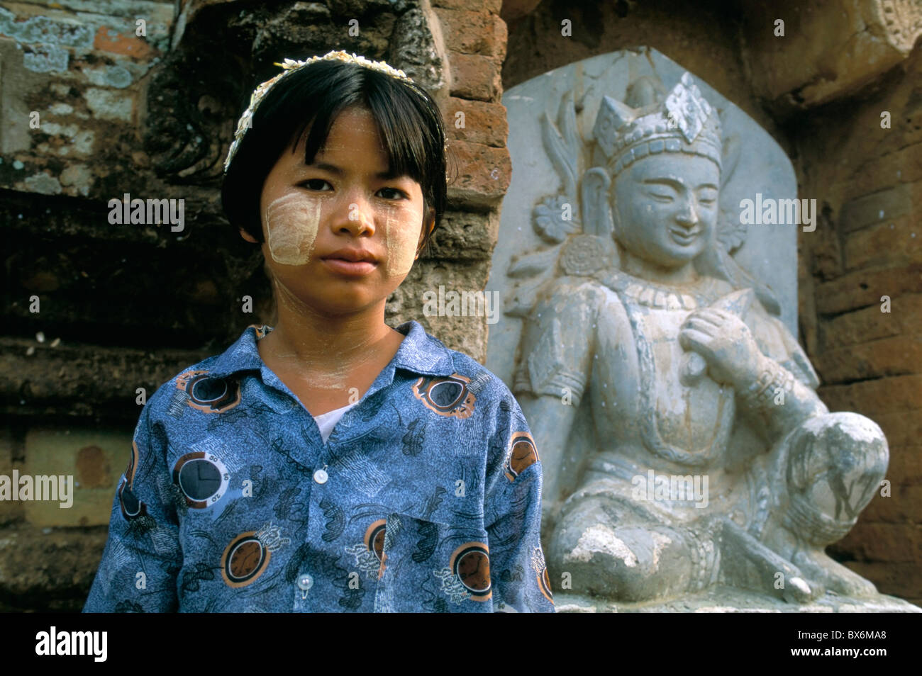 Young girl wearing thanaka face paint, Bagan (Pagan), Mandalay Division ...
