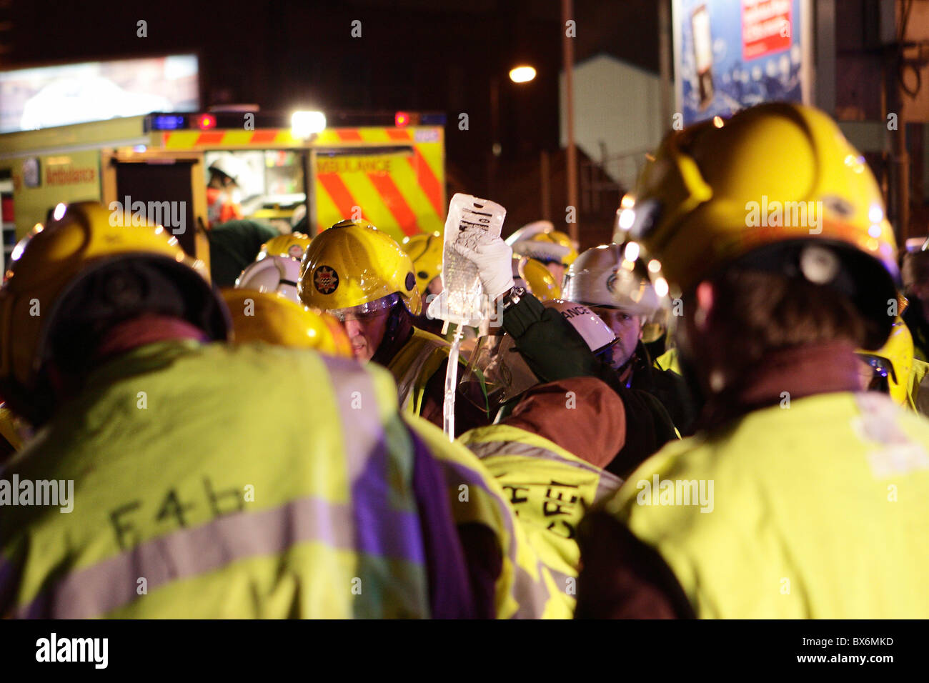 Emergency services working at the scene of an accident at night Stock ...