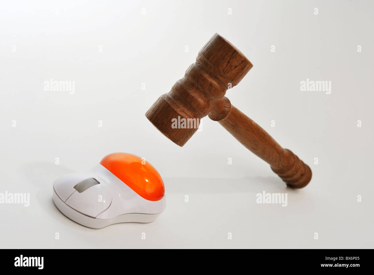 hammer, gavel, courtroom, auction, computer mouse Stock Photo - Alamy