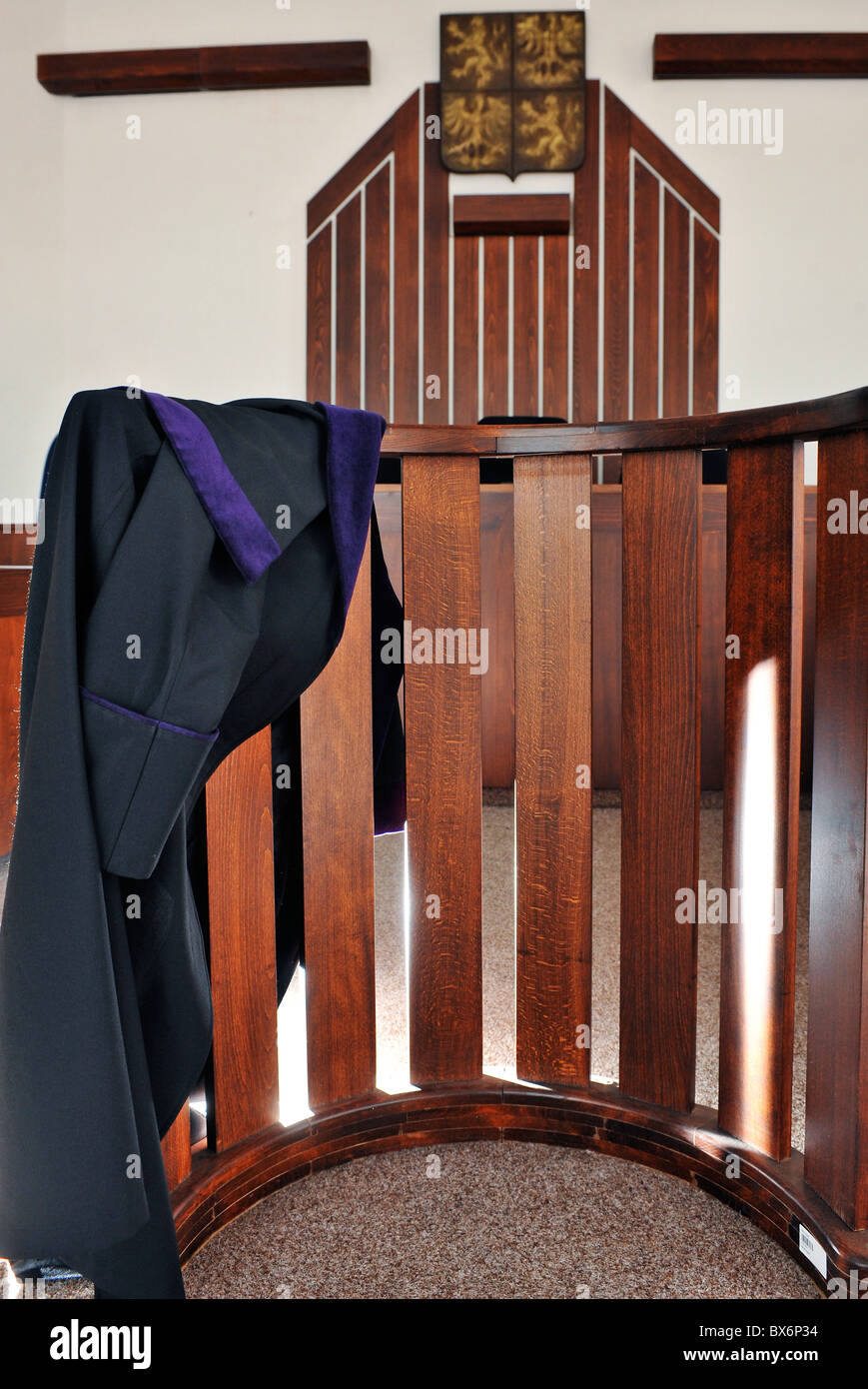 Judges robe hi-res stock photography and images - Alamy