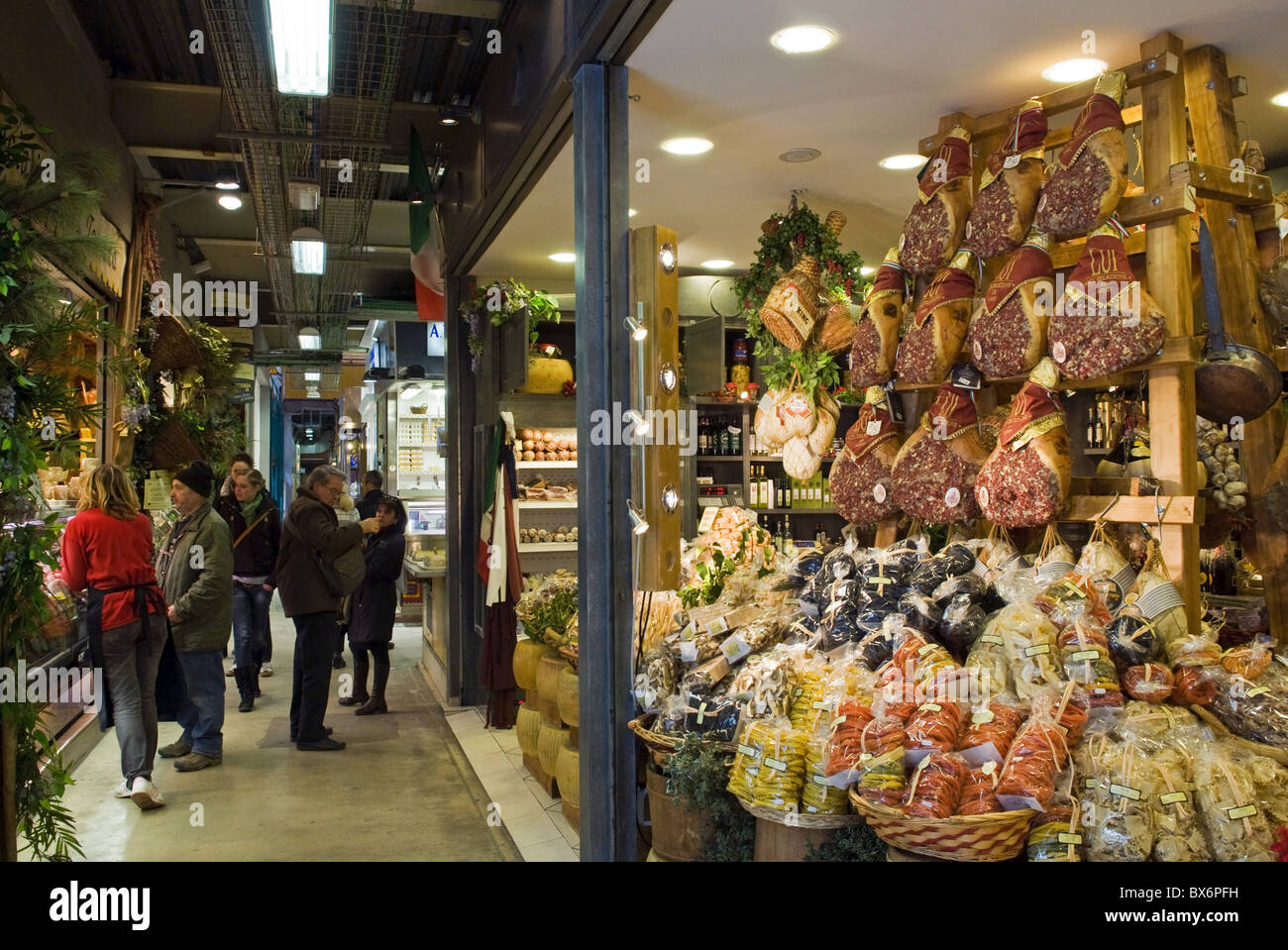 Central market florence hi-res stock photography and images - Alamy