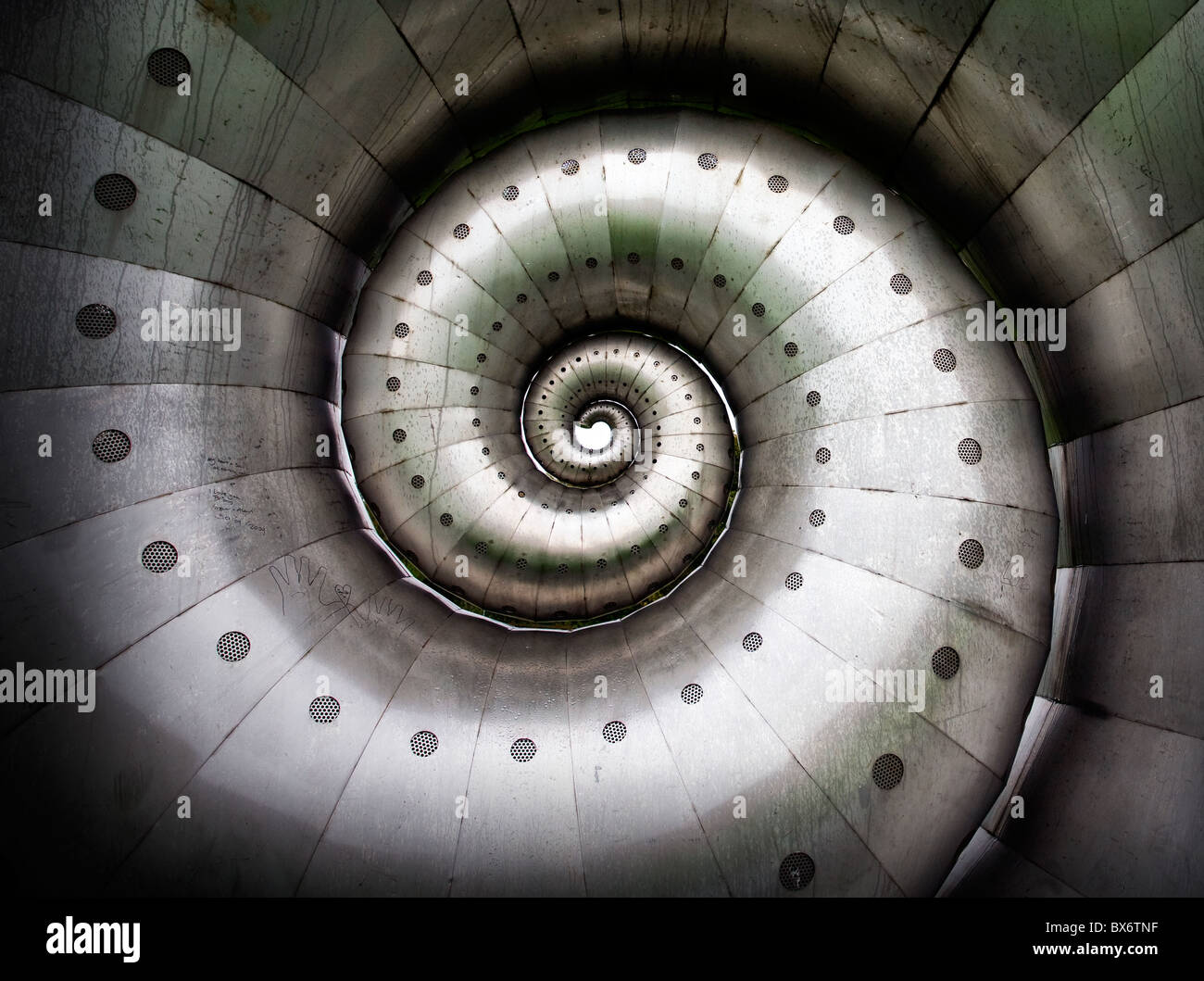 Riverside sculpture by Liz Lemon in Chesterfield Stock Photo - Alamy