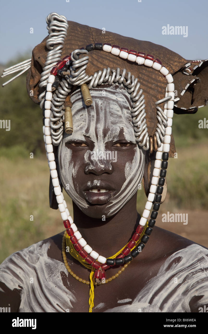 Young Mursi woman, Omo Valley, Ethiopia, Africa Stock Photo - Alamy
