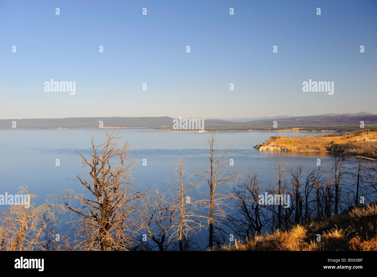 Yellowstone lake landscape mountains hi-res stock photography and ...