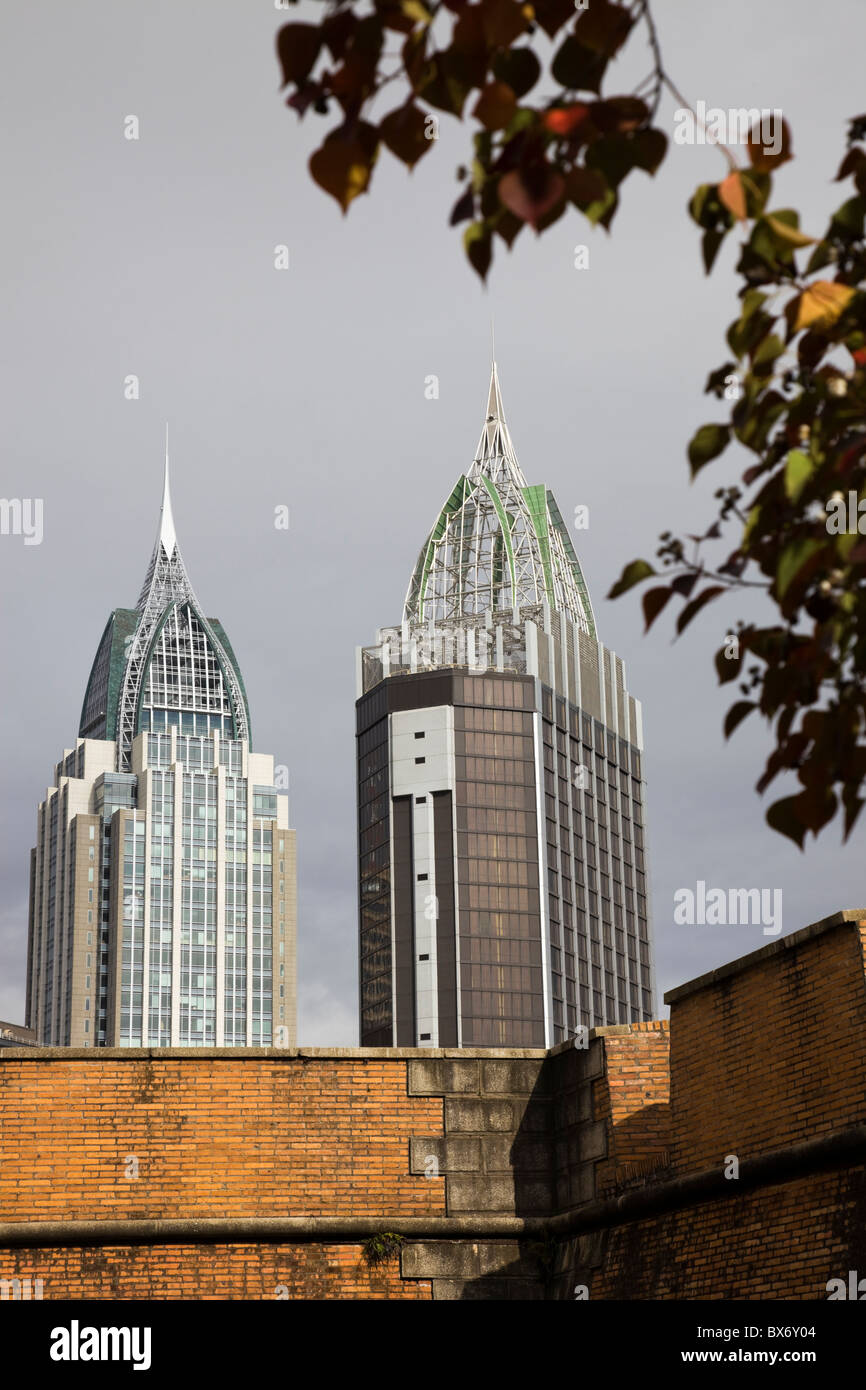 Mobile, Alabama - tree, fort and skyscrapers Stock Photo - Alamy