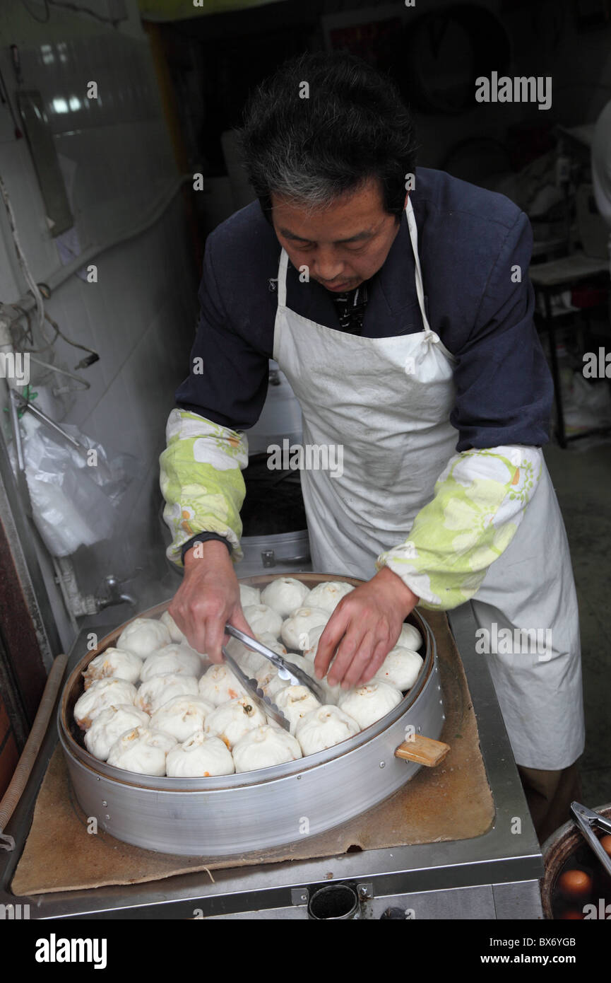 Shanghai bun hi-res stock photography and images - Alamy