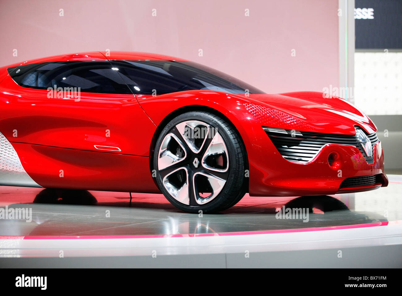 Wallpapers Of Renault Dezir Renault DeZir Car Electric Vehicle Auto