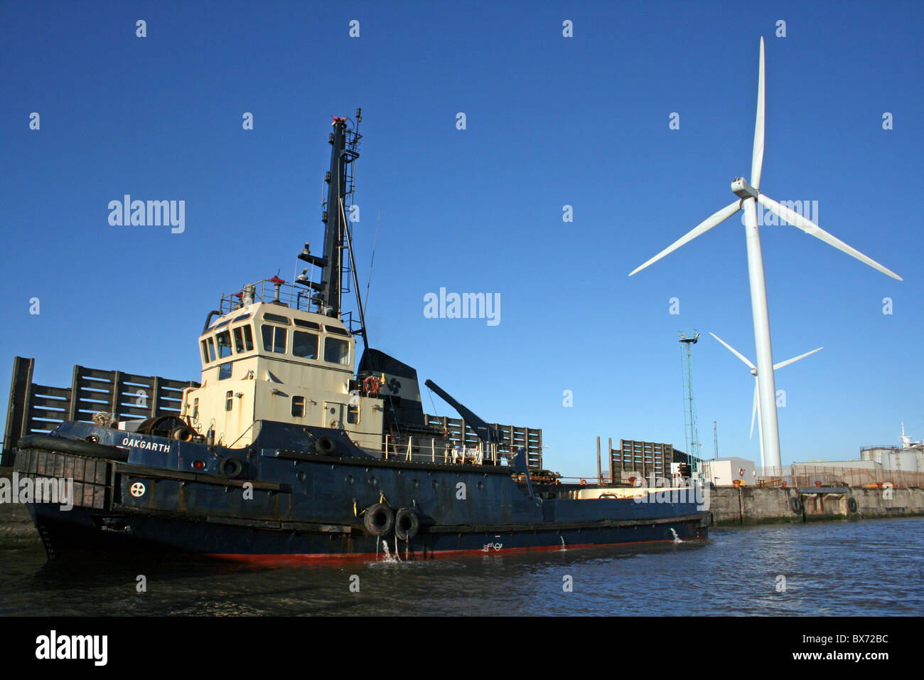 Liverpool merseyside tug hi-res stock photography and images - Alamy
