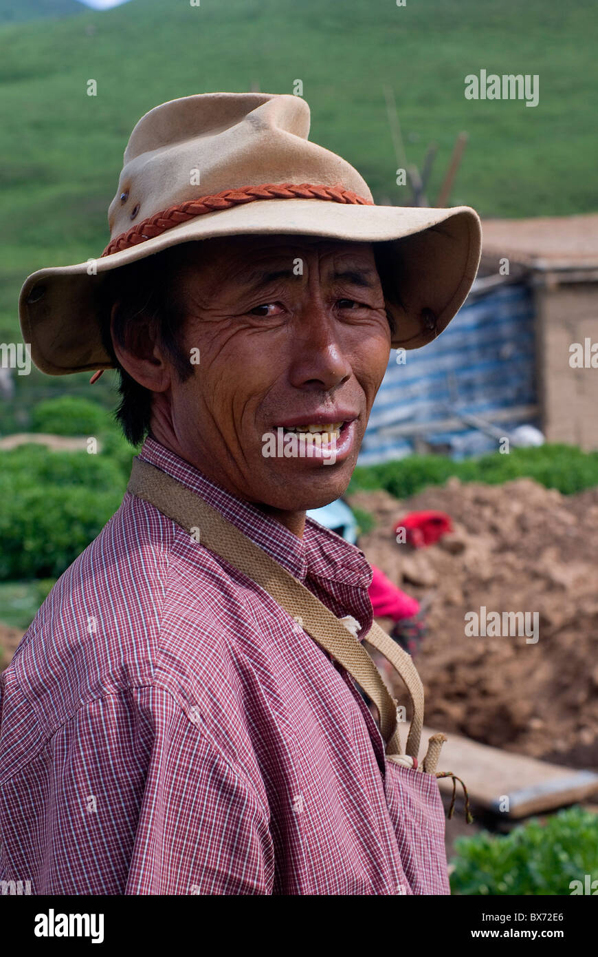 Tibetans china hi-res stock photography and images - Alamy