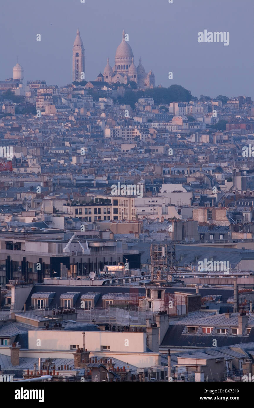 Arc de triomphe viewing platform hi-res stock photography and images ...