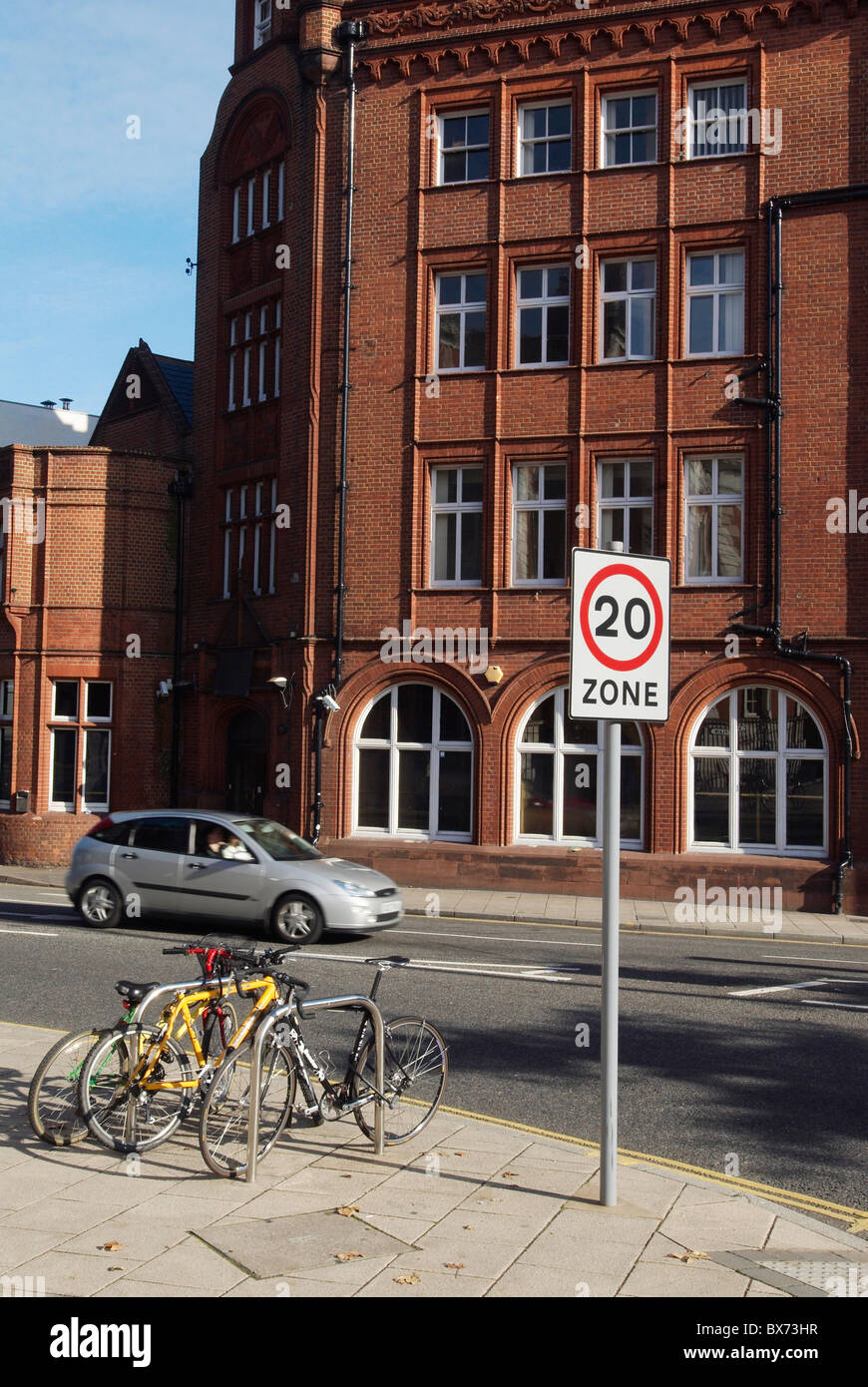 Speed limit pavement sign hi-res stock photography and images - Alamy