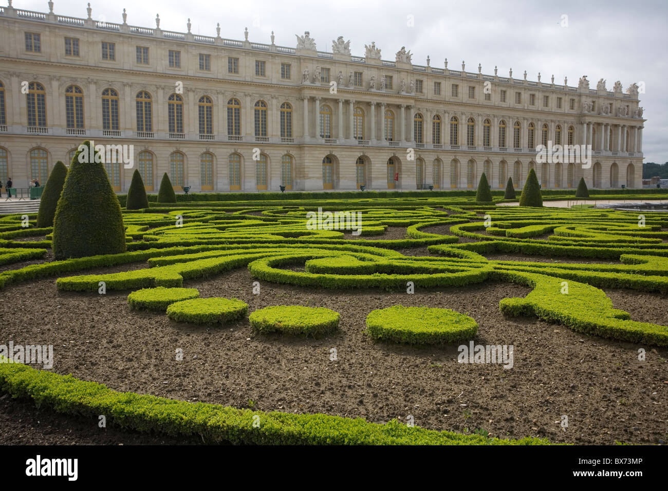 Gardens of versailles hi-res stock photography and images - Alamy