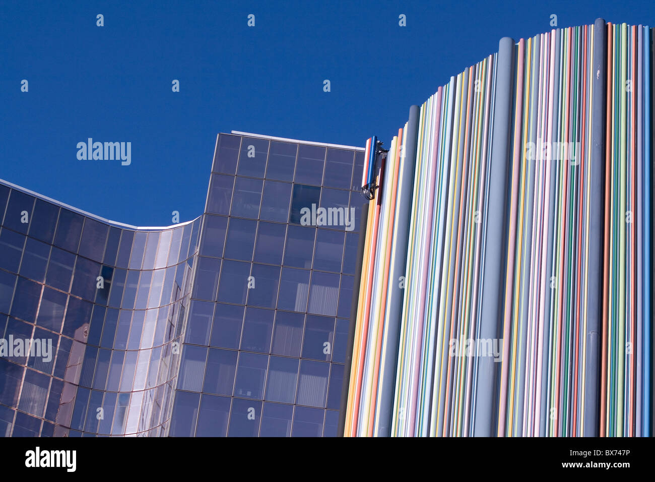 modern architecture on esplanade de la défense Stock Photo - Alamy