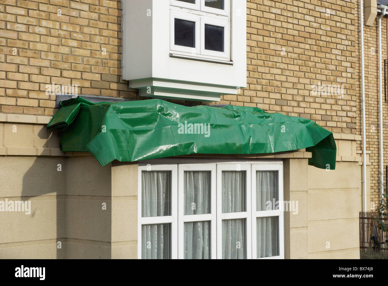 House bay window exterior hi-res stock photography and images - Alamy