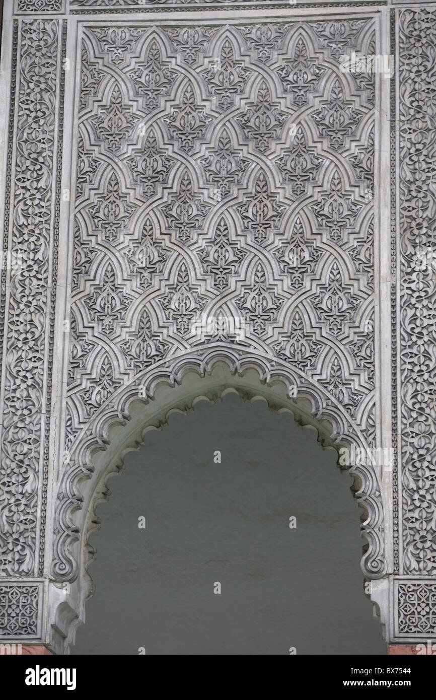 carved stone arcade at la mosquée Stock Photo - Alamy
