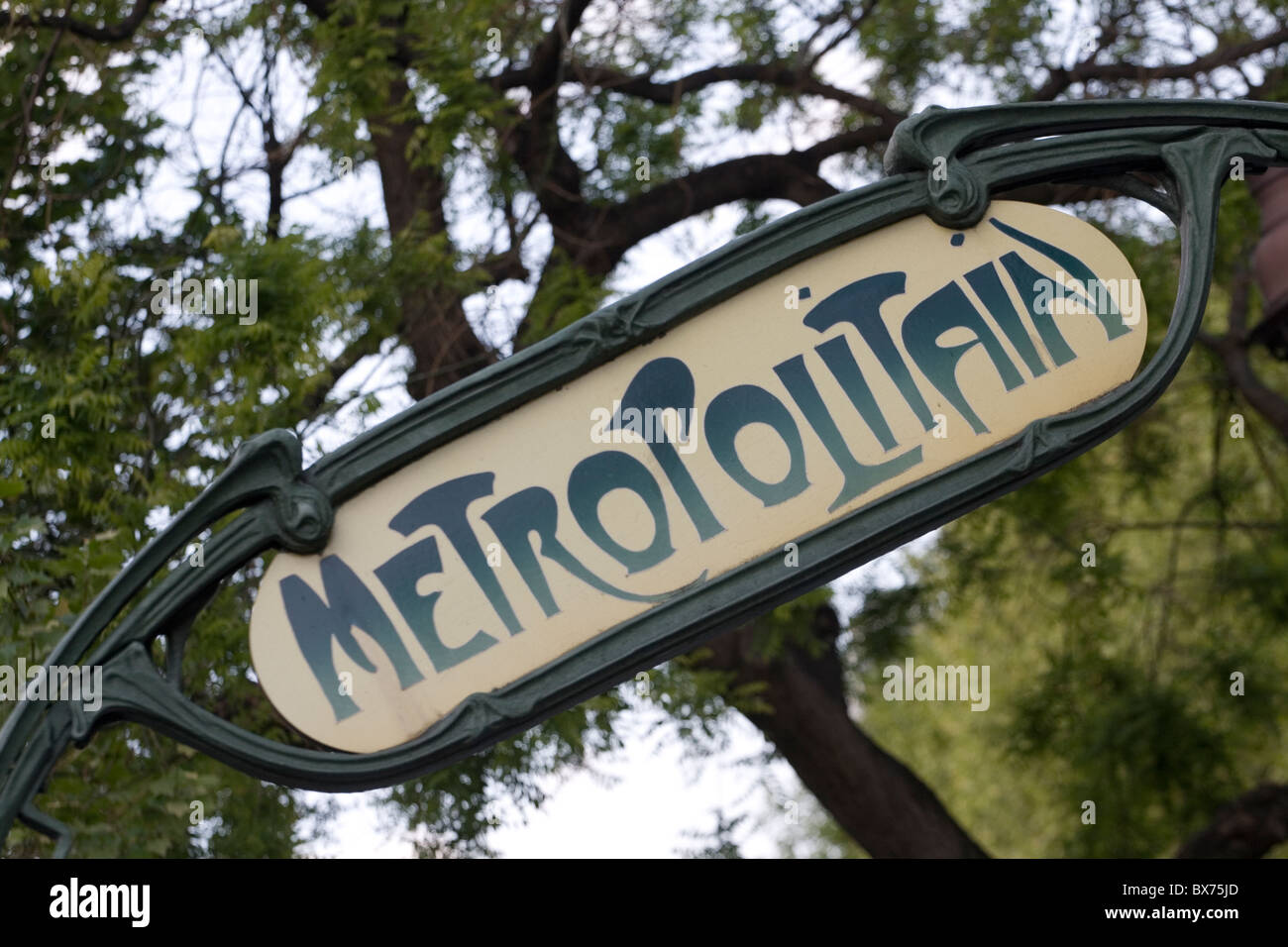metro station sign Stock Photo - Alamy