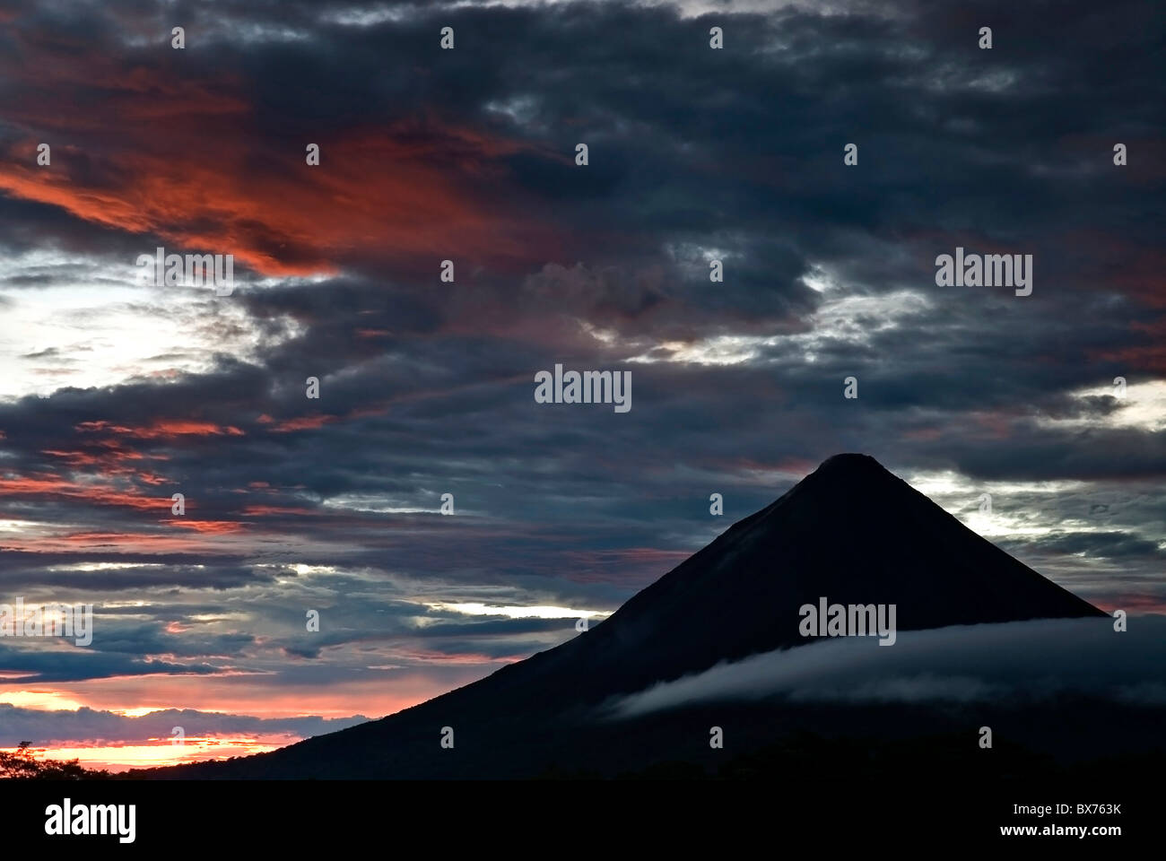 Arenal volcano at dawn in Costa Rica Stock Photo - Alamy