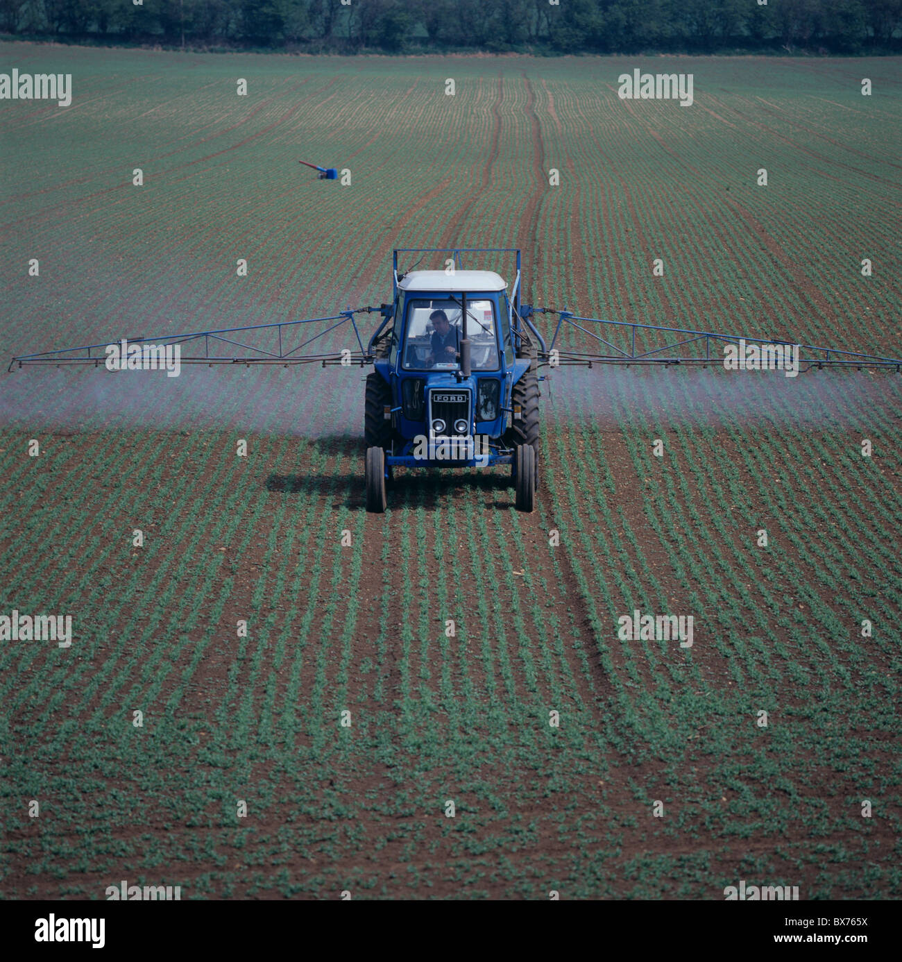 Boom sprayer hi-res stock photography and images - Alamy