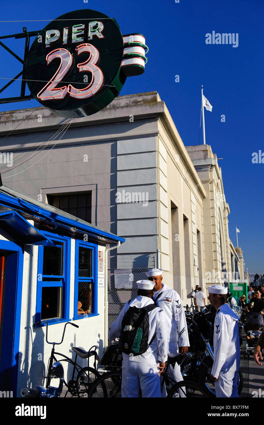 Embarcadero hi-res stock photography and images - Alamy