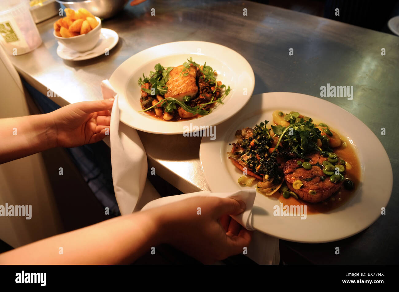 Food serving hatch hi-res stock photography and images - Alamy