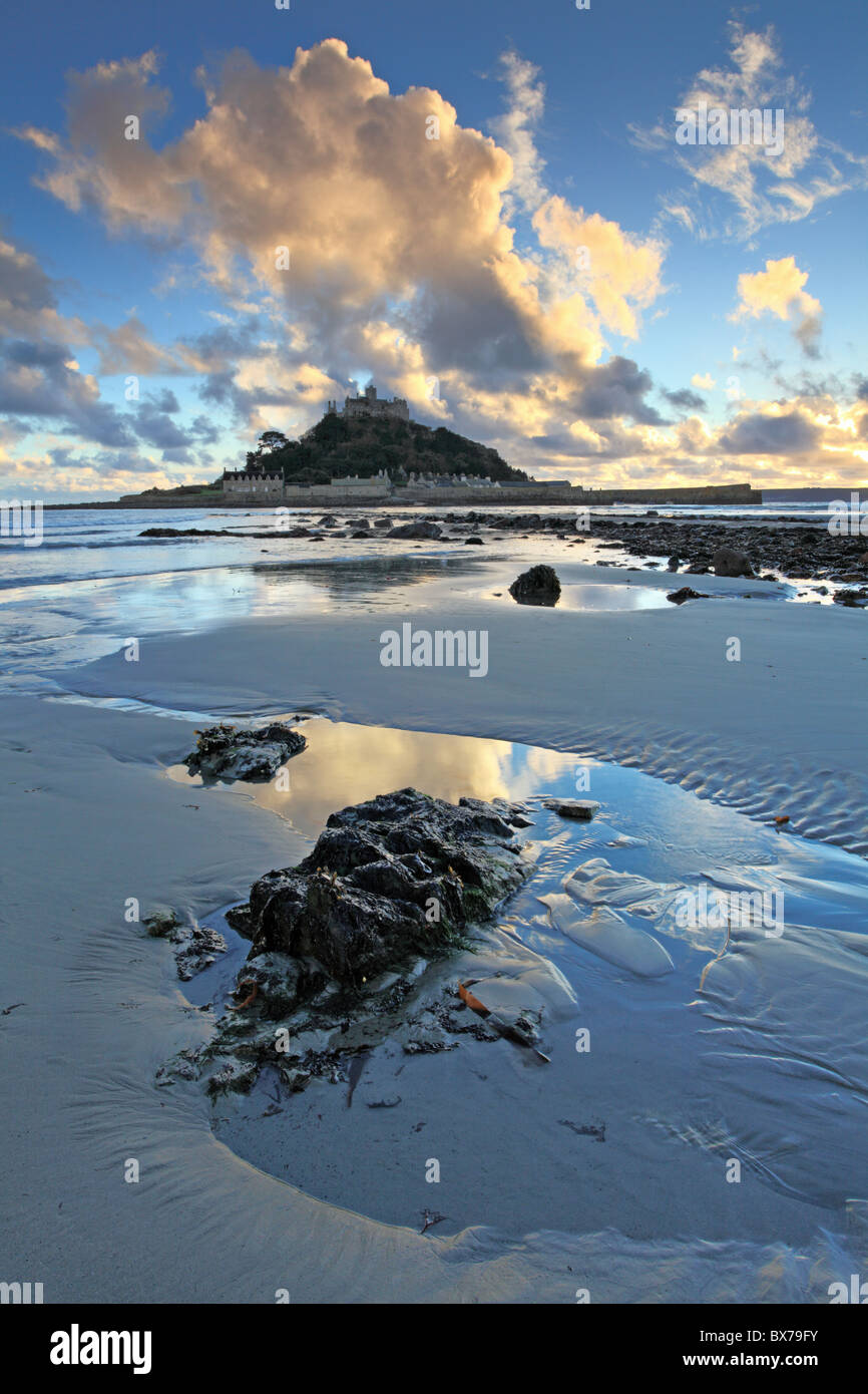 St Michael's Mount captured at sunset Stock Photo - Alamy