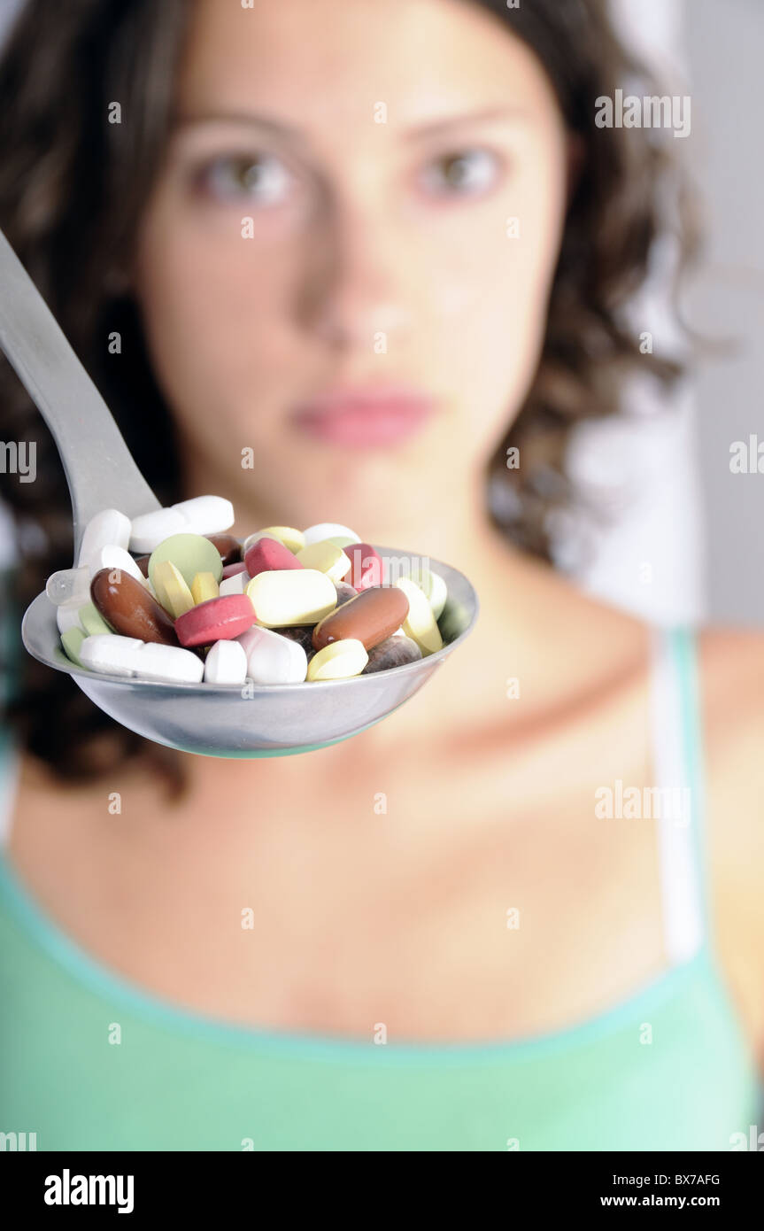 Drug addicted woman hi-res stock photography and images - Alamy