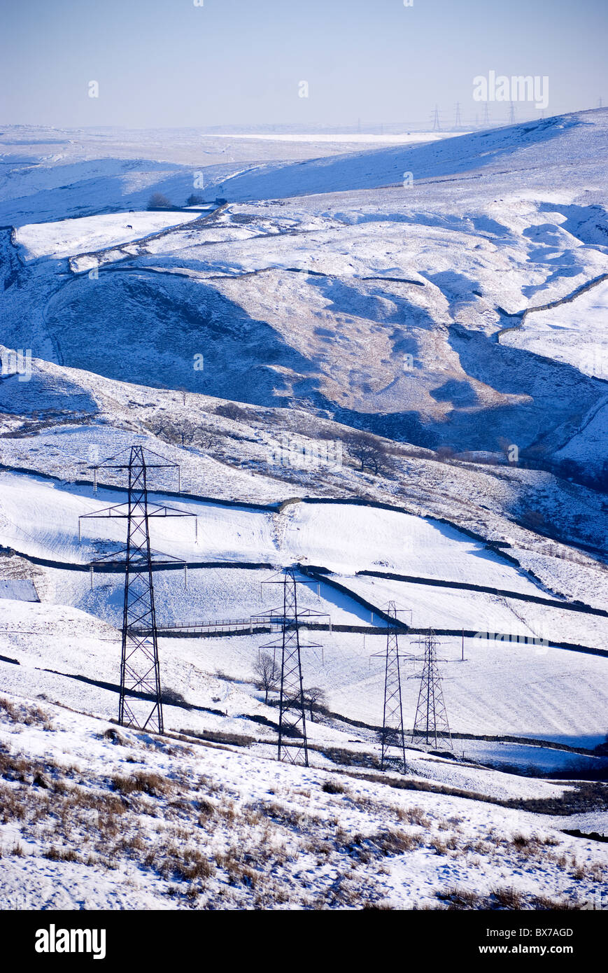 Hills snow snowy hills hi-res stock photography and images - Alamy