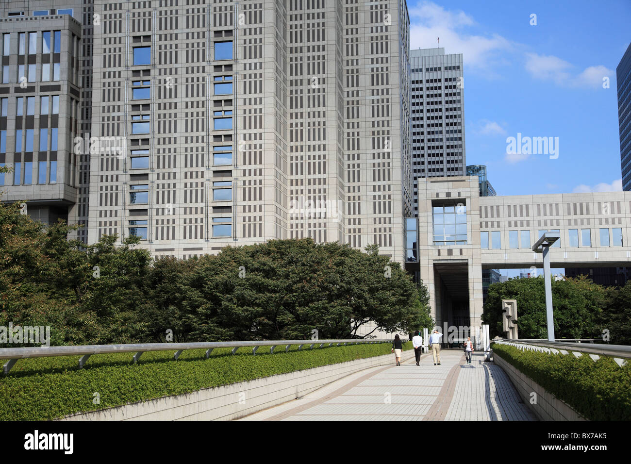 Government buildings tokyo japan hi-res stock photography and images ...