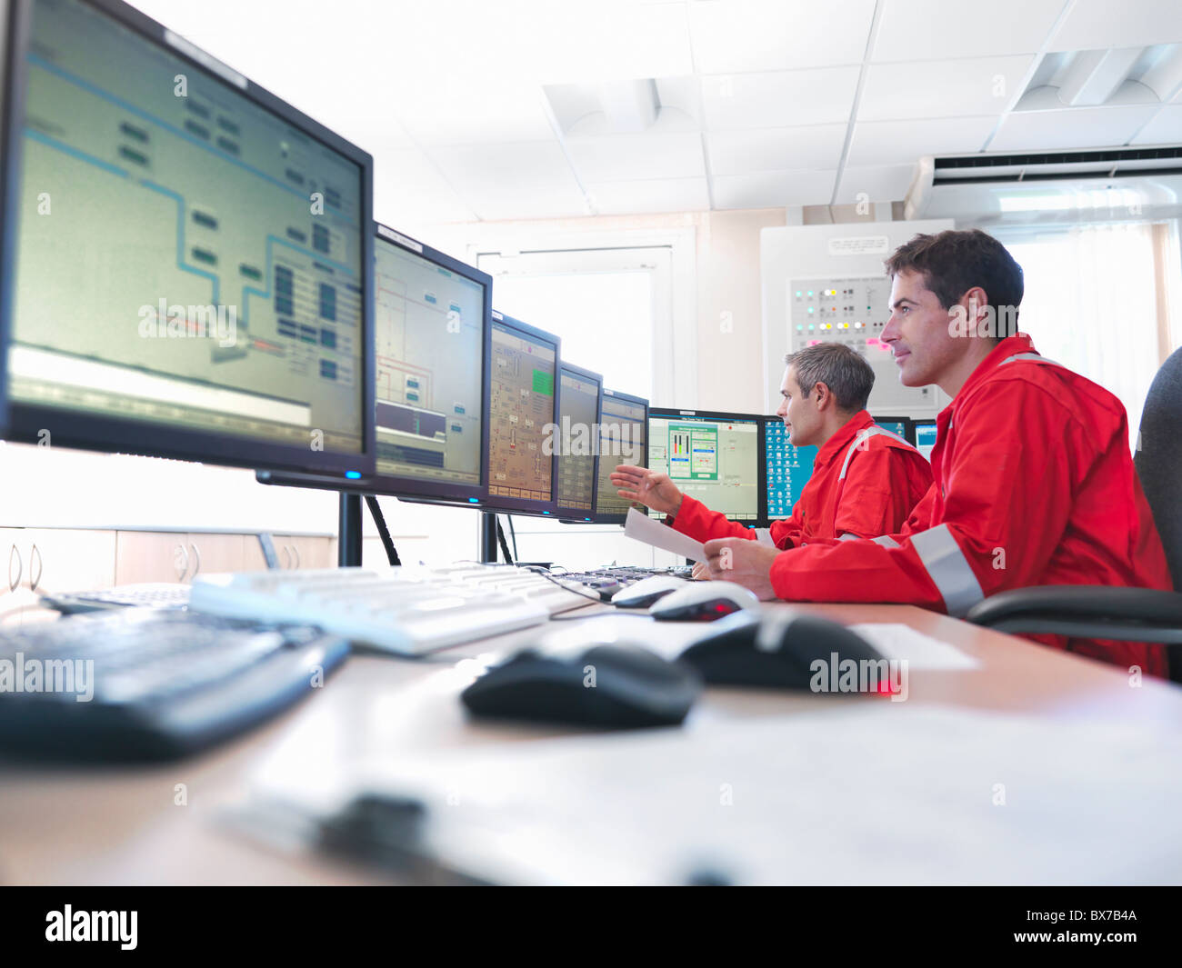 Plant control room hi-res stock photography and images - Alamy