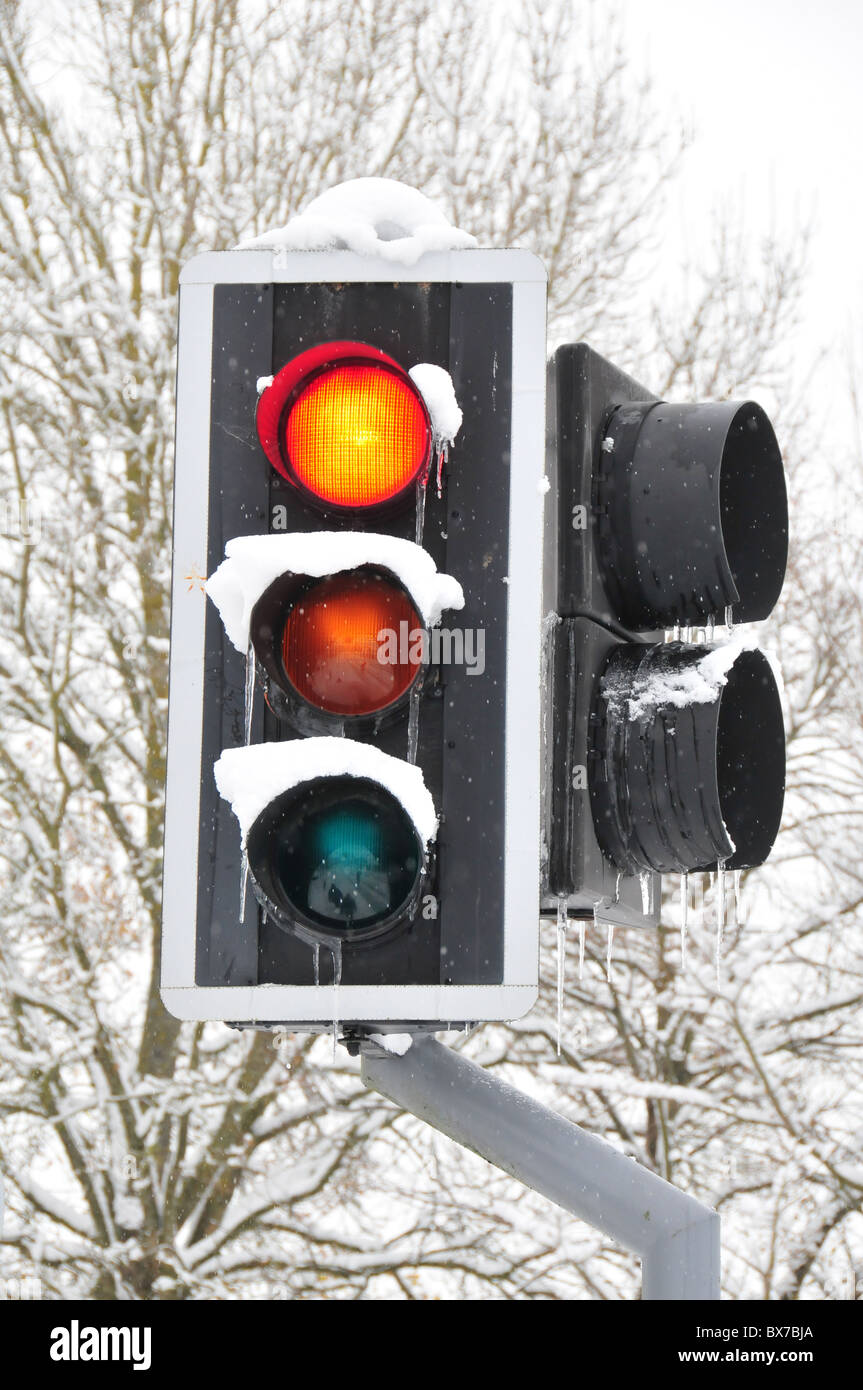 Traffic lights in snow Stock Photo - Alamy