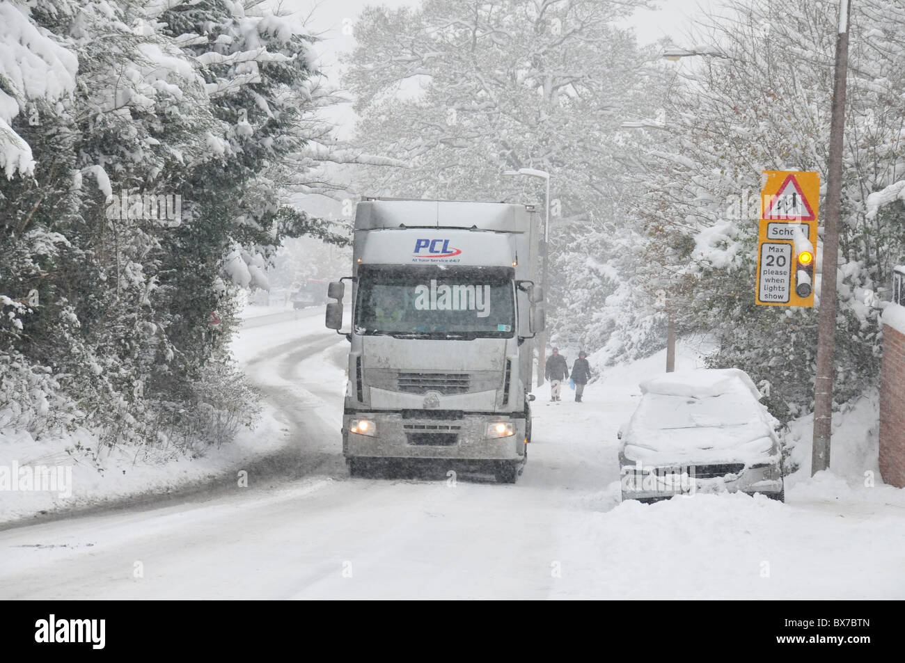 Lorry bad driving hi-res stock photography and images - Alamy