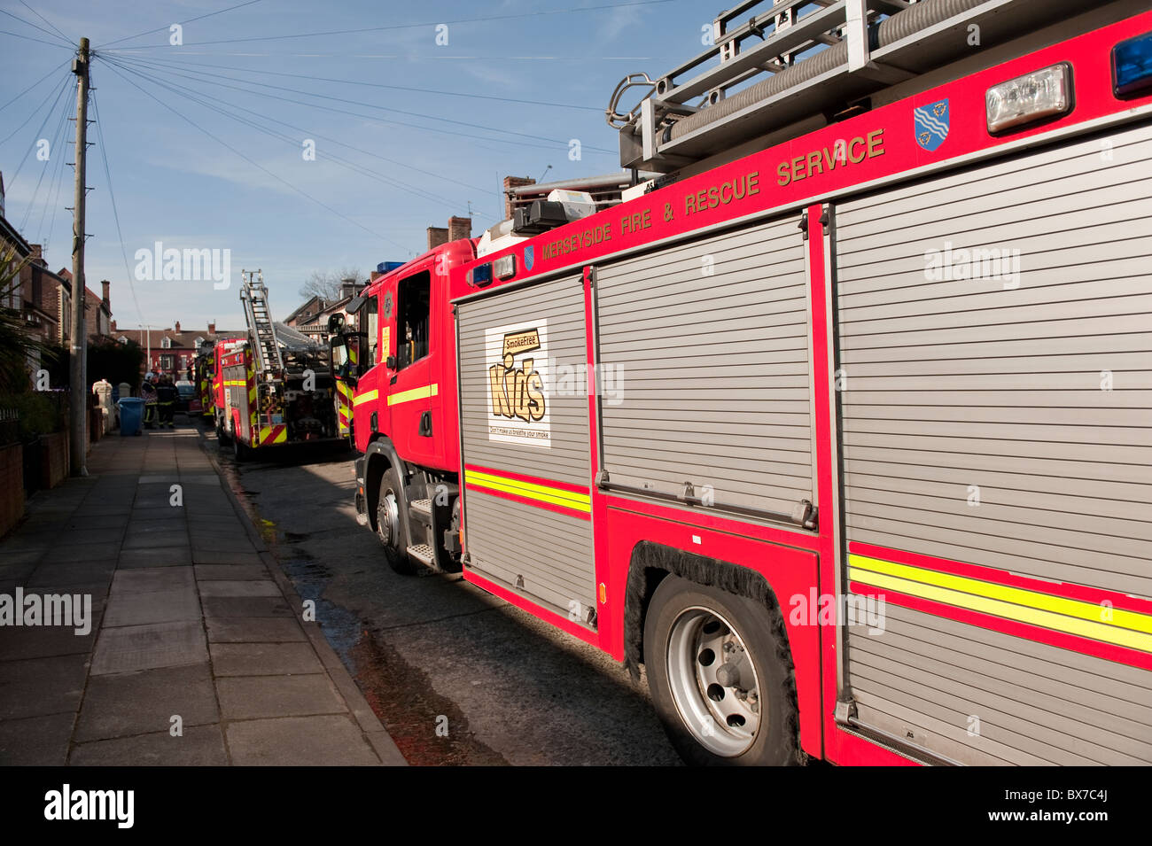 Fire engines uk hi-res stock photography and images - Alamy