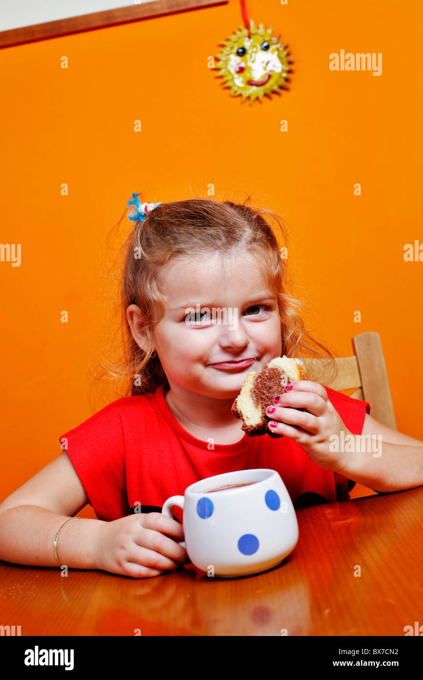 Child, girl, morning, breakfast, food, childhood. MODEL RELASED (CTK ...