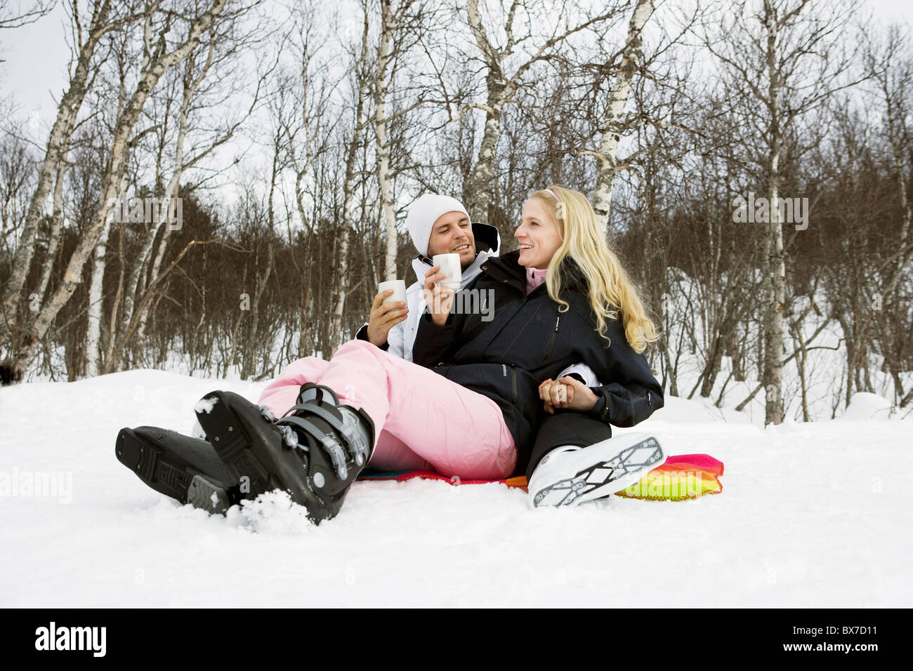 Couple sipping tea hi-res stock photography and images - Alamy