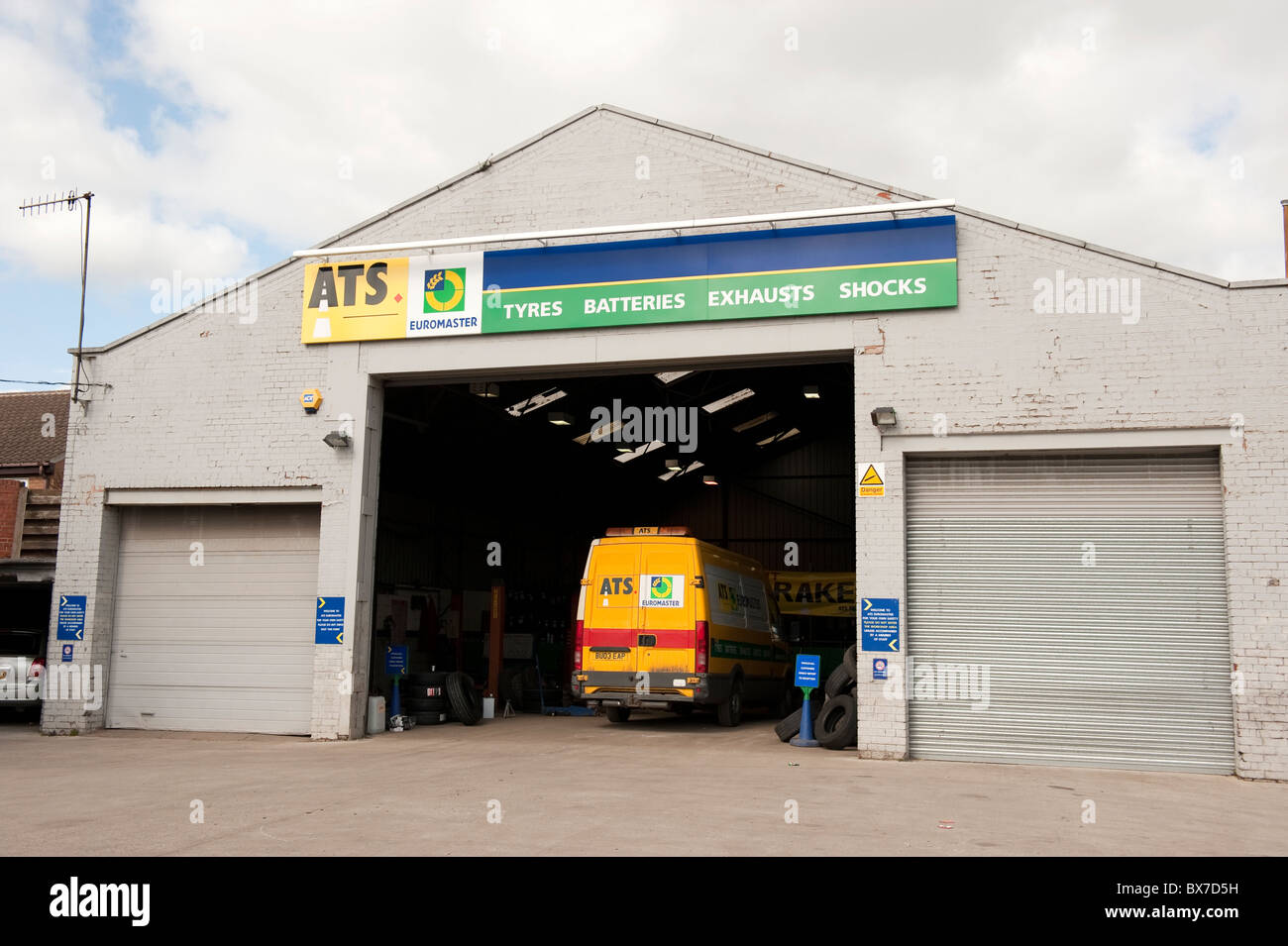 Ats tyre hi-res stock photography and images - Alamy