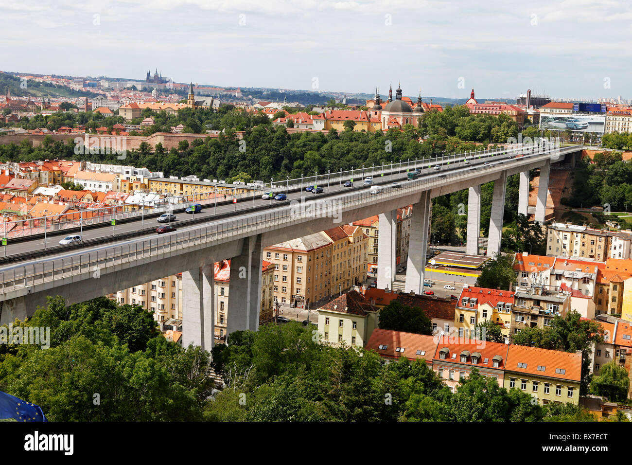 Bridge Nuselsky most above the Nusle quarter in Prague, Czech Republic ...